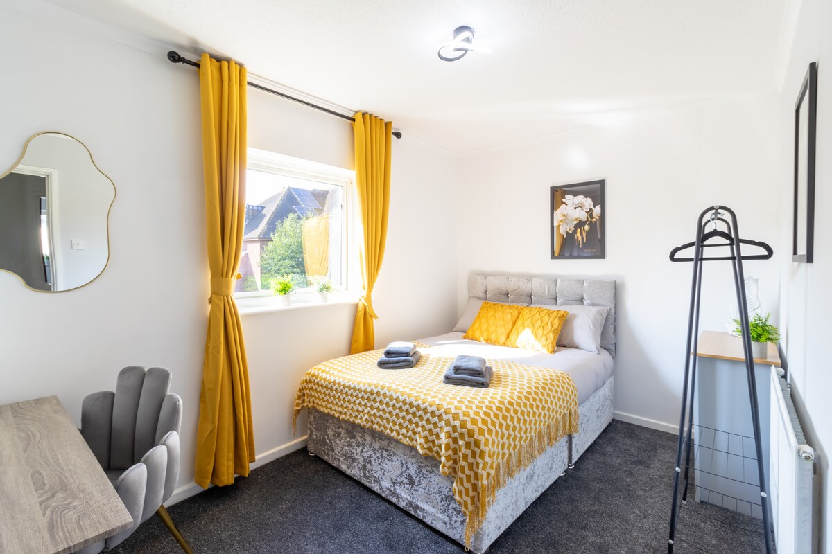 Open Mind Property - 4 Beds 2 Bathrooms & Parking - Houses for Rent in ...