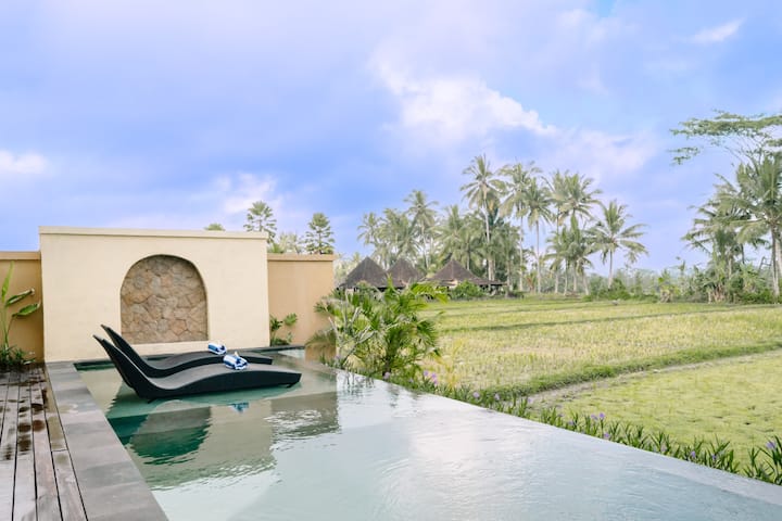 Stunning Pool Villa W/ Rice Field And Sunset View - インドネシア