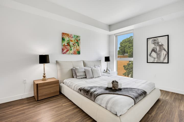 1br W/ Free Parking, Pool & Gym In Downtown La - Montebello