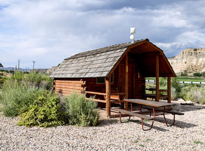Red Rock Cabin Cc2 - Kodachrome Basin State Park, Cannonville