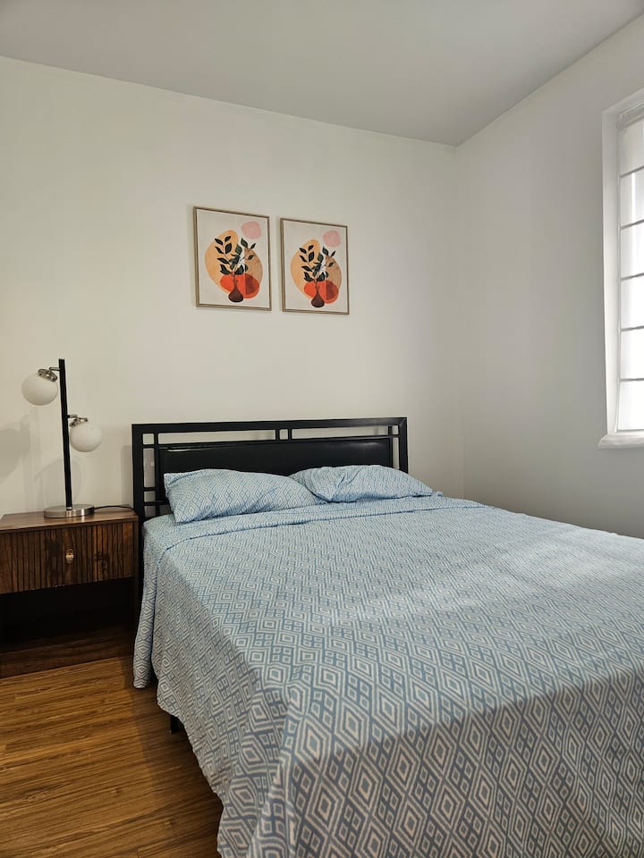 Cozy 3 Beds - 5 Mins To Montreal - Longueuil