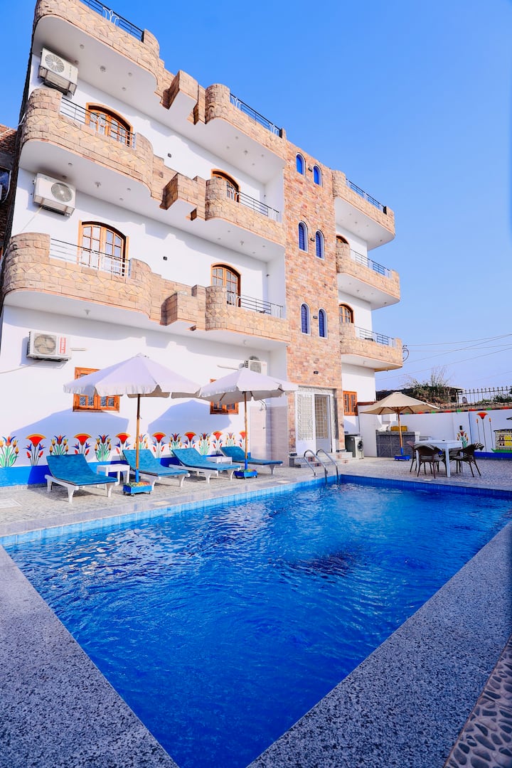 Sunwing Studio's - Luxor