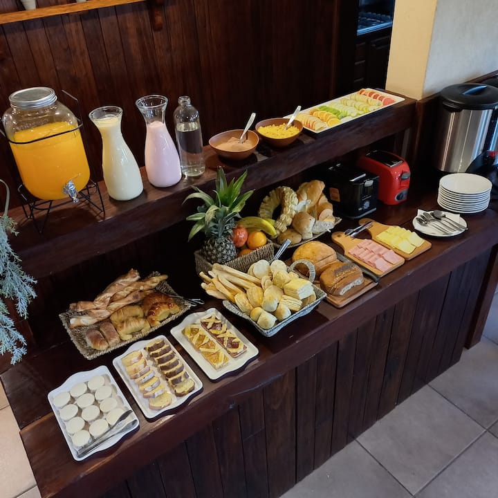 Habitación Con Desayuno Host. Puerto S. Julián 03 - El Calafate