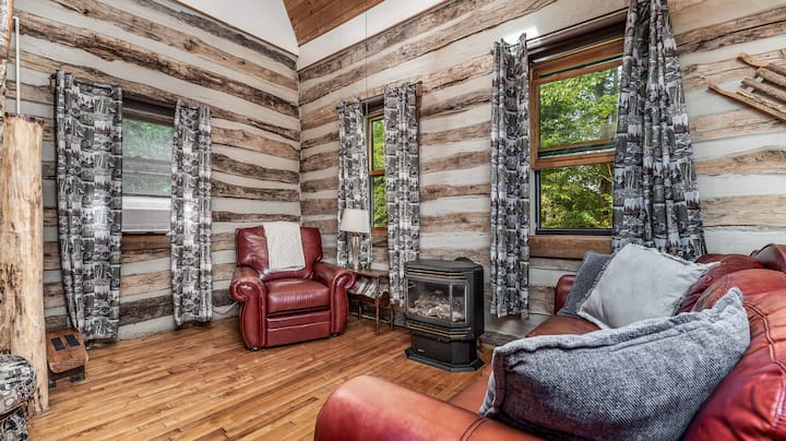 Crooked Creek - Serenity Cabin - Wisconsin