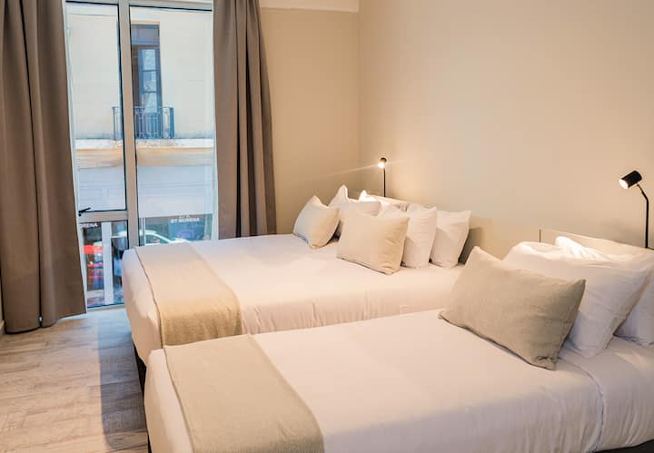 Functional And Modern: Perfect For Exploring Salta - Salta