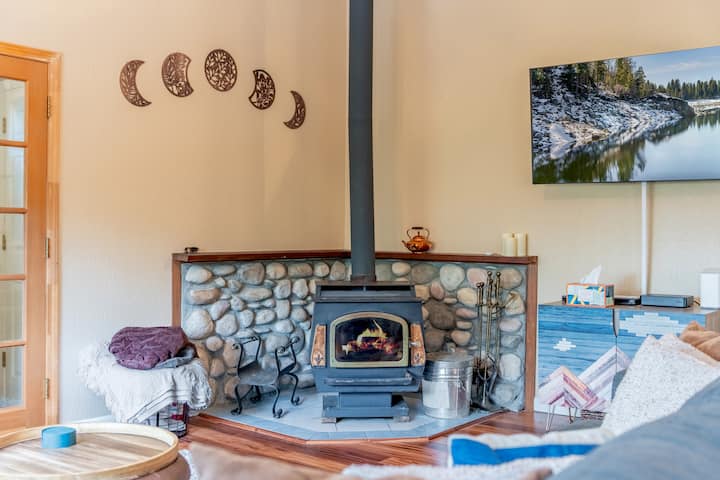 Cabin With Game Room- Close To Dodge Ridge, Lake - Twain Harte, CA