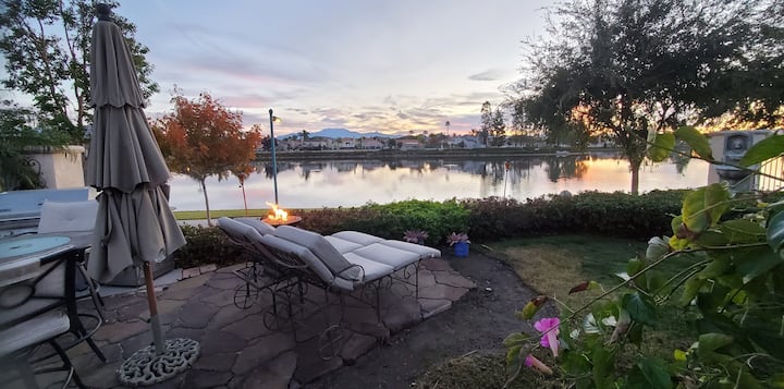 Lakehouse Living - メニフィー, CA