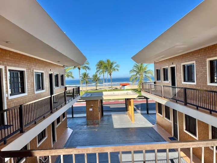 Apto Pé Na Areia Com Churrasqueira Privativa - Bertioga