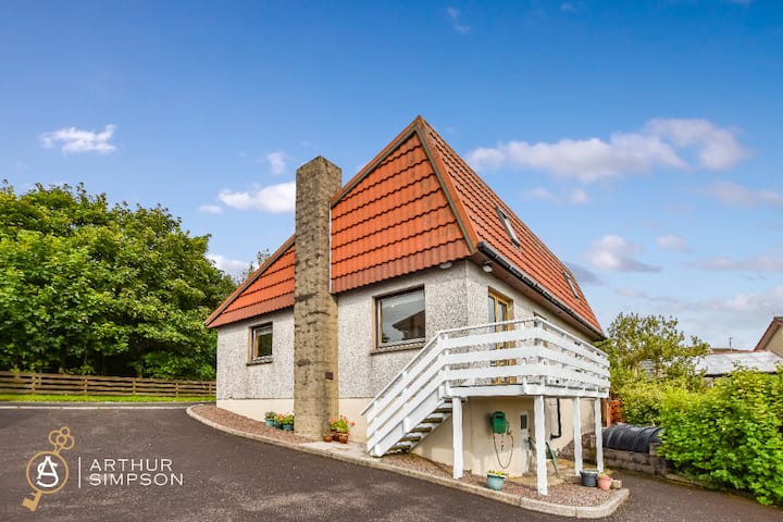 Solberg - Charming Two Bedroom Cottage In Lerwick - Lerwick