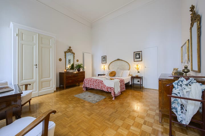 Lungarno Prestige - Noble Florentine Heritage Home - Florencia
