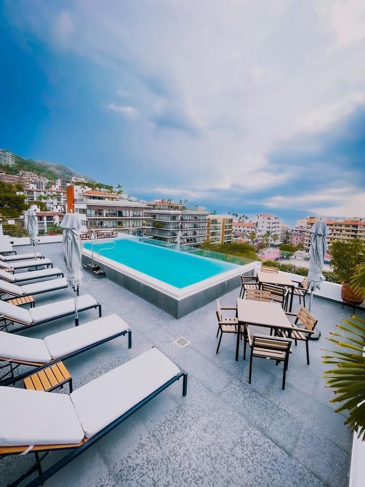 Comfortable Apartment In Romantic Zone With Pool - Puerto Vallarta
