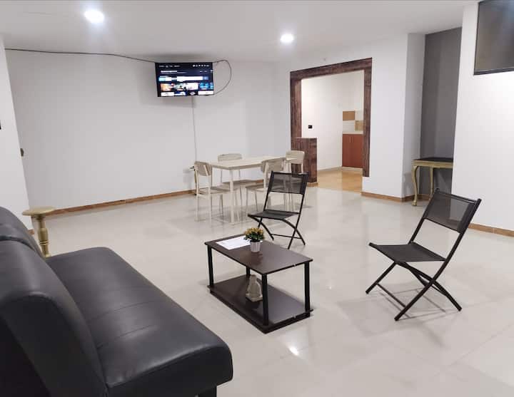 6 Departamento Amplio Y Acogedor - Trujillo, Peru