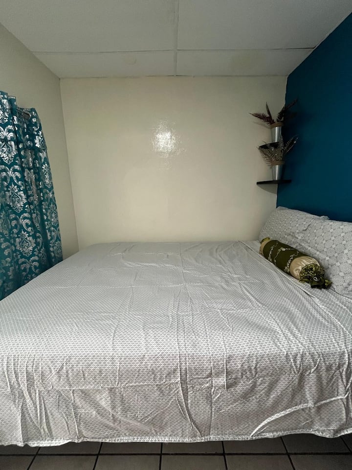 Room 6 - Hostal Casa De Elena - Santa Ana