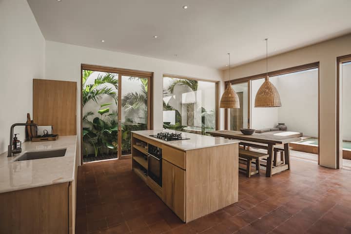 Modern Villa W/ Pool 5 Min To Beach - Canggu