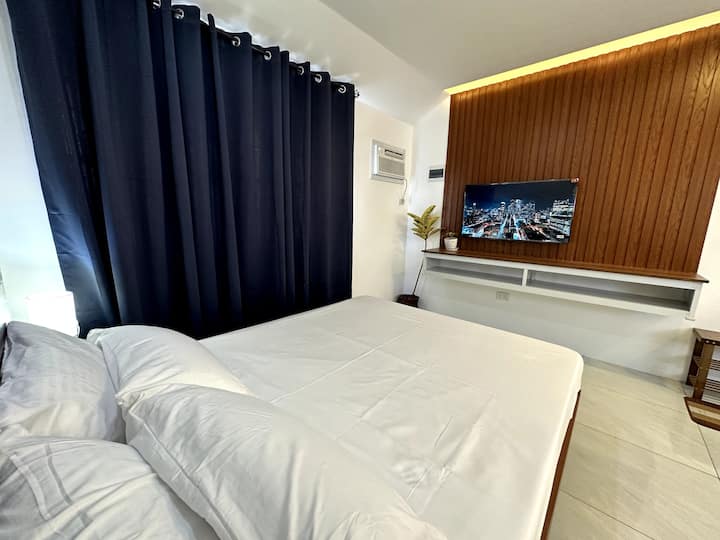 Brand-new Studio Unit: Comfortable & Family Ready - Mataas Na Kahoy