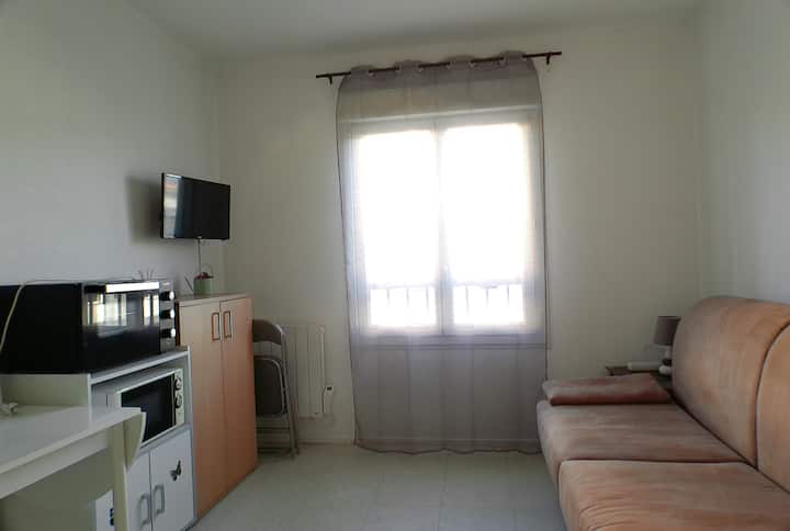 Studio 1 à 3 Personnes, 3ème éTage. - Bédarieux