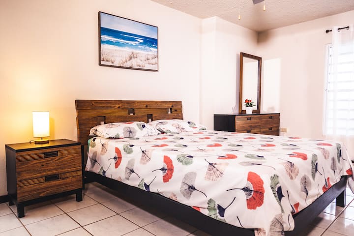 Walk To Beach, 200m Wifi, Bbq - Dorado