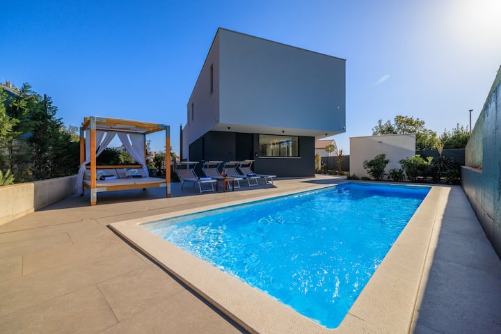 New Ultra-modern Villa For 8 People - Crikvenica