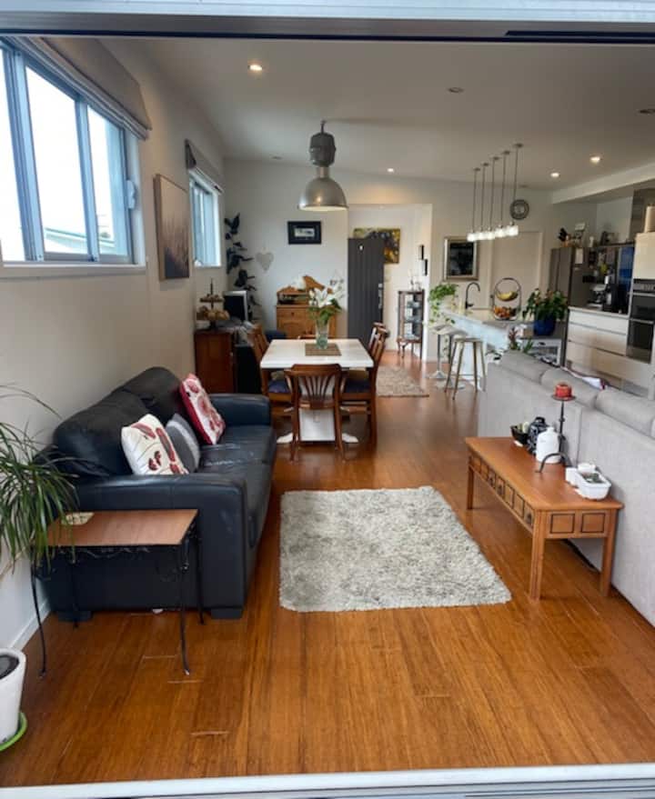 Modern Home In Ngunguru - Tutukaka