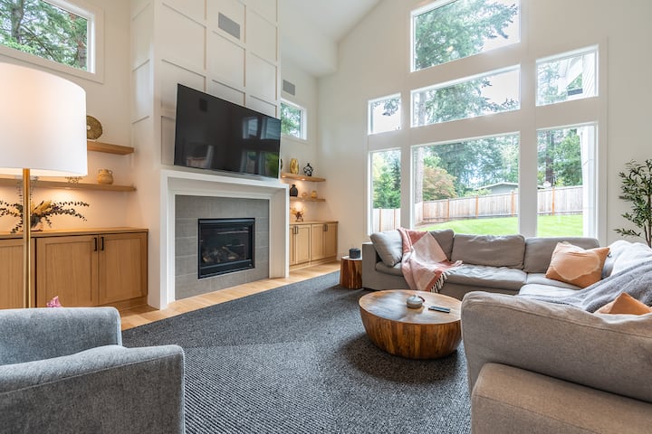 Luxe Retreat For Families Or Corporate Rental - Bellevue, WA