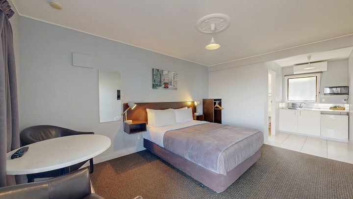 Stunning Self Contained Studio - Napier