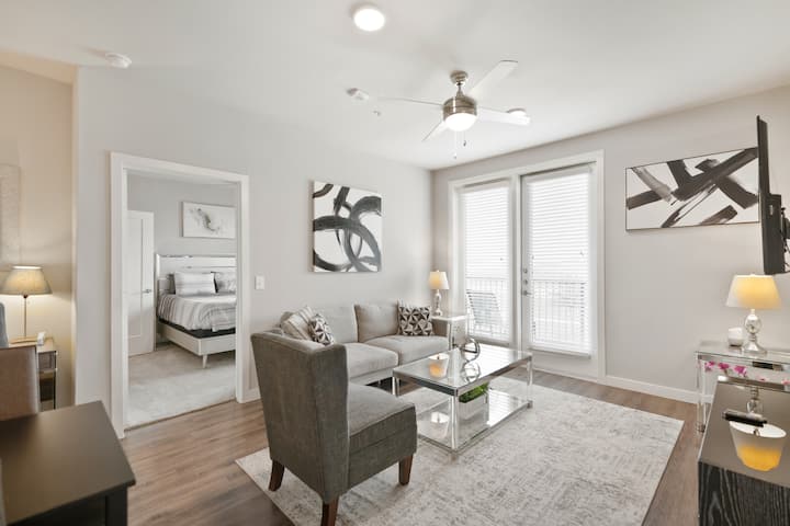 20% Off 2bd |Lounge| Hwy75 / 399 | Mckinney|mck211 - McKinney, TX