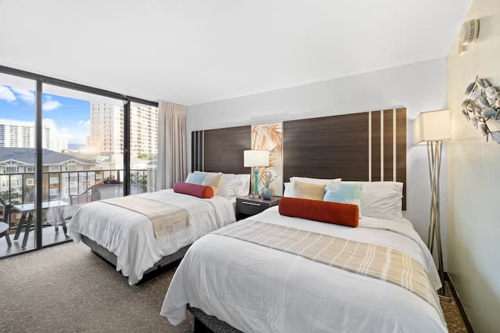 Stylish And Cozy Studio Near Waikiki Beach! - Honolulu, HI