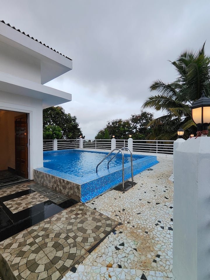 Private Sea View Roof-top Swimming Pool 4bhk Villa - Goa