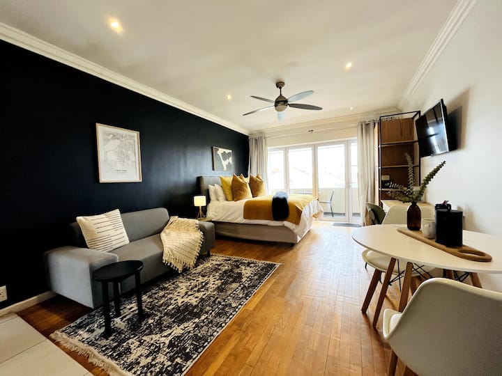 Green Point Central Studio - Camps Bay