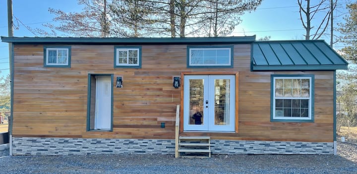 Scenic Lodge On Elk Viewing Road - DuBois, PA