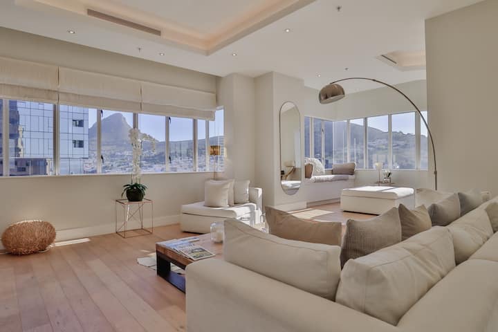 Eagle's Nest - Claremont