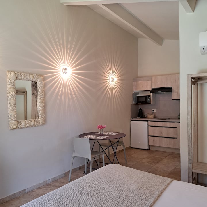 Studio***piscine Chauffée-jardin 5 - Bonifacio