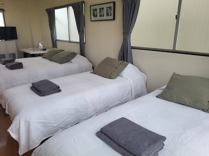 Entire Floor · 2 Studios · Near Nakano Broadway - Shinjuku