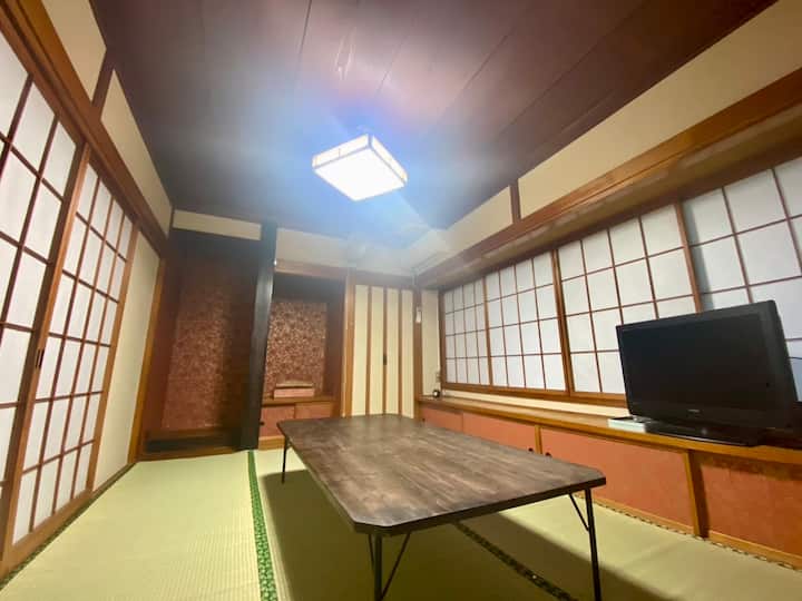 洋室！快適な個室と共有スペースを備えたゲストハウス - Yamagata