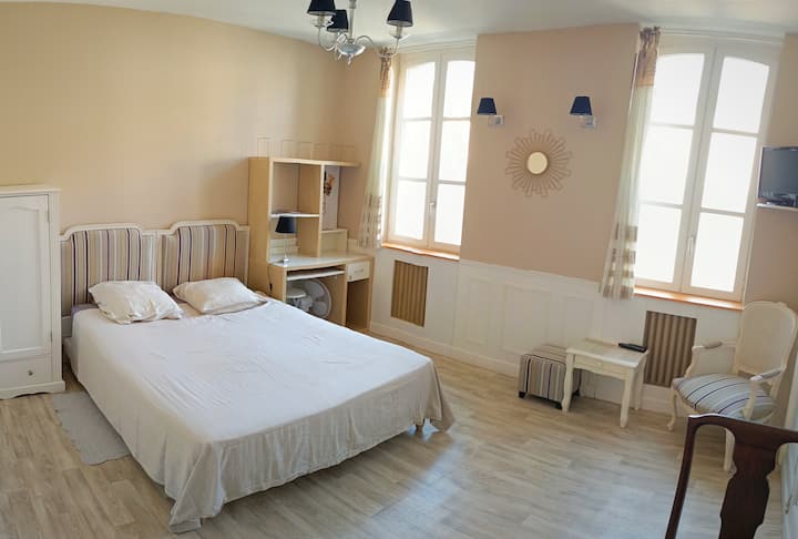 Studio "Déco" Tout Confort Dans Maison De Maître - Caussade