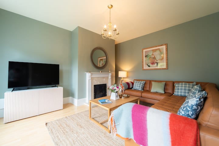 Dingle Townside Nest - 딩글