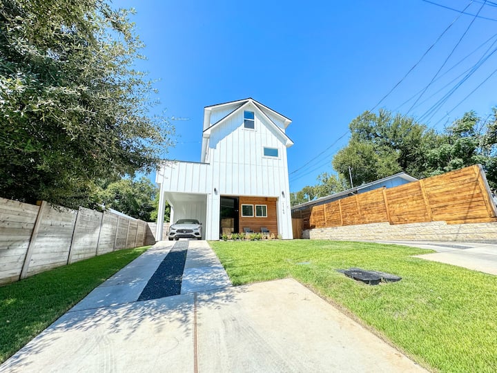 Texas-themed Home - オースティン, TX