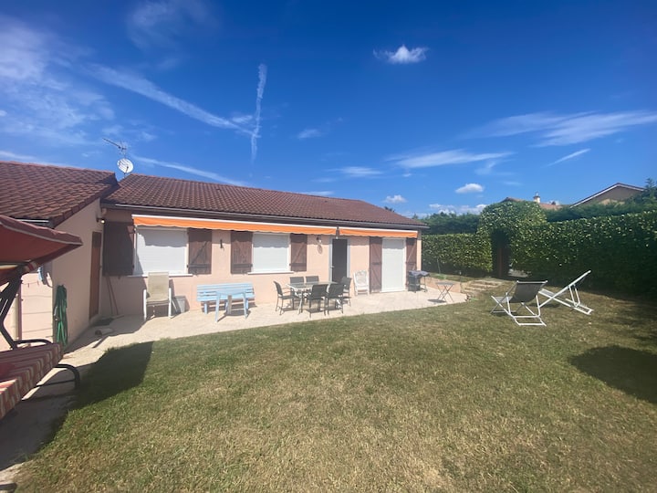 Maison Familiale Avec Jardin - Mions