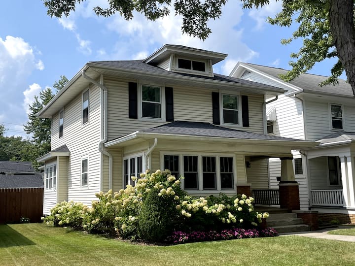 Kid + Pet Friendly Home W/long Stay Discount! - Fort Wayne, IN