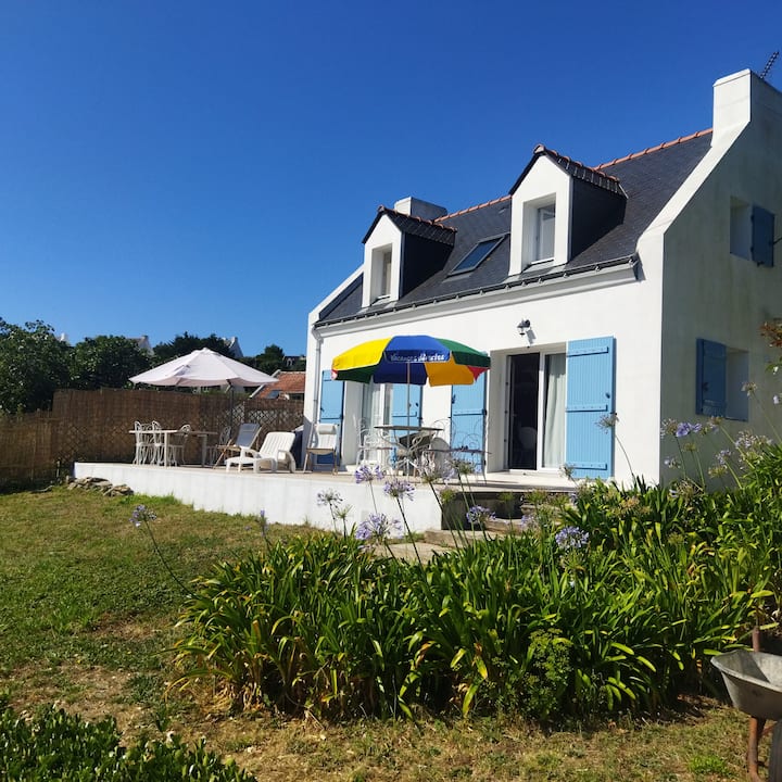 Face à La Mer.
Vue Mer Et Plage De Samzun - Belle-Île-en-Mer