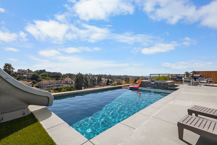 Yo Momma's House Stylish Pool & Stunning Views - Sesame Place San Diego, Chula Vista