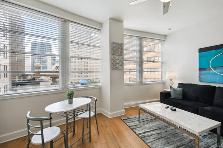 1 Bedrm Condo 2 Blks 2 Quarter/bourbon W/pool/gym - New Orleans, LA