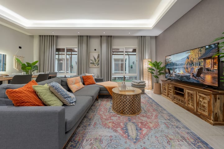 Vibrant Boho 3br + Gym | Near Convention Center - Riyad