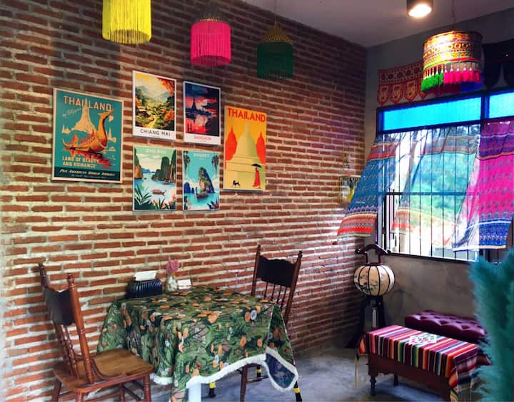 คันทรีโฮมส่วนตัวสไตล์โบโฮพร้อมวิวภูเขา - Thailand