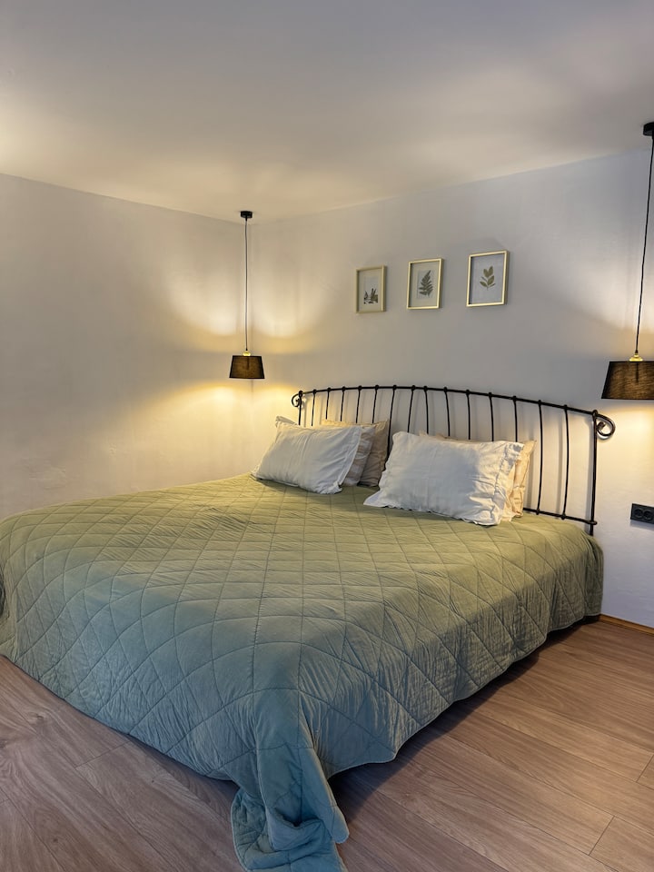 Barn House Transylvania, Adult Only Resort - Sarmizegetusa