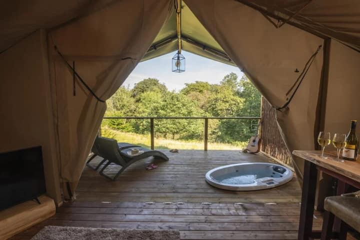 Romantic Couples Safari Suite - Coniston - Ambleside