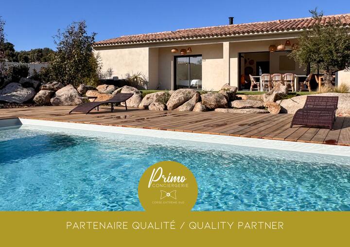 Casa Cagna : Piscine Et Jacuzzi - Figari