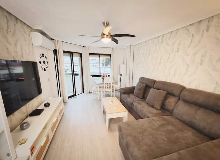 Oasis Céntrico Con Piscina Y Parking - Torremolinos