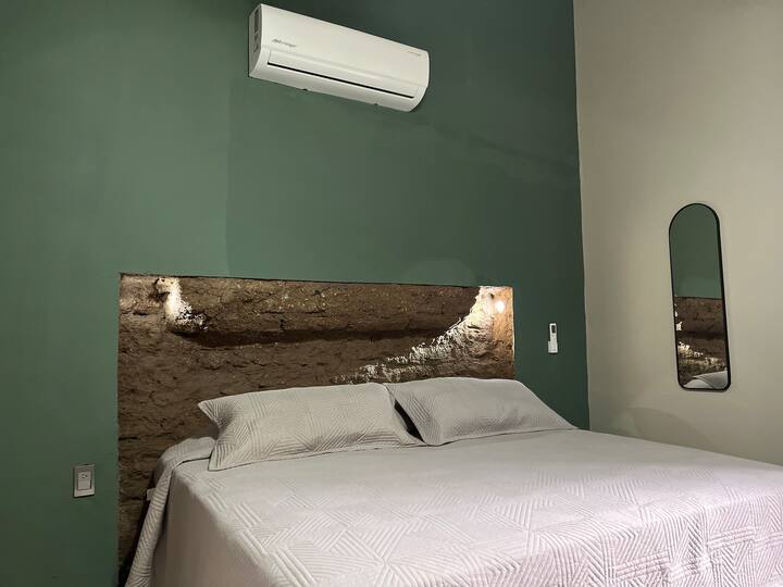 Suite Con A/c Una Cuadra ParÃan - Estacionamiento - Tlaquepaque