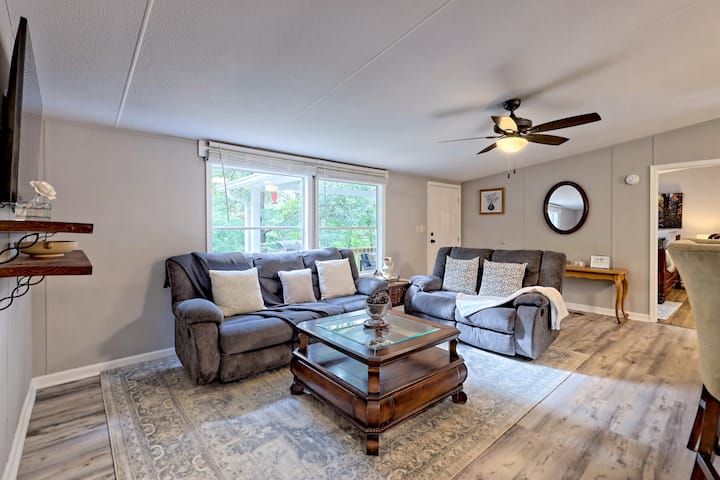 Hike Tallulah Gorge From Modern Secluded Retreat - Lake Tugalo, SC